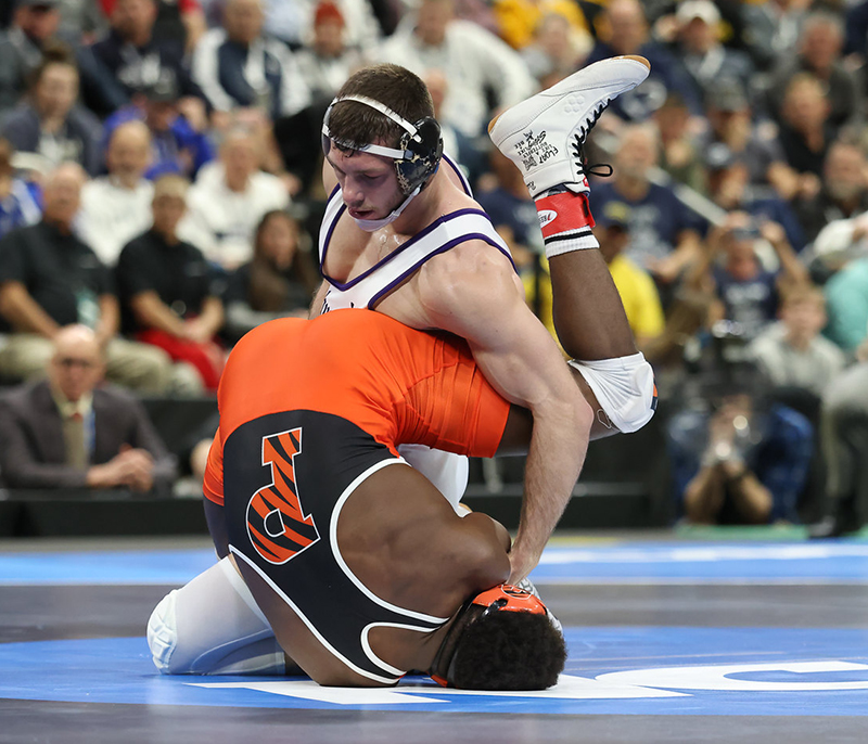 Illinois/IKWF Notebook: Big Year at NCAAs - WIN Magazine - WIN Magazine